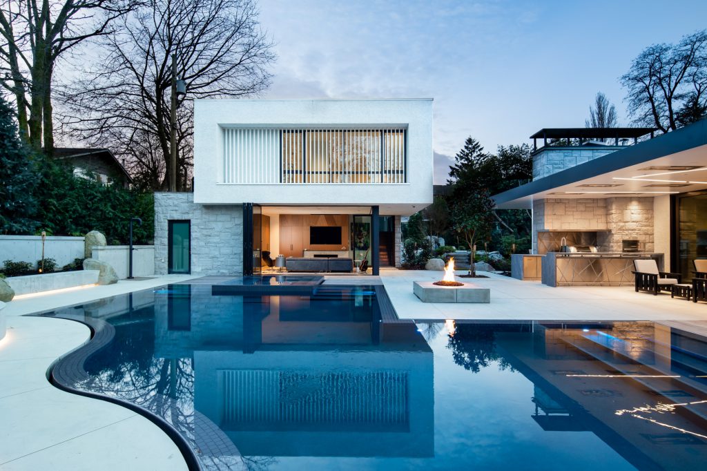 Flood Edge Pools in White Rock | ALKA POOL